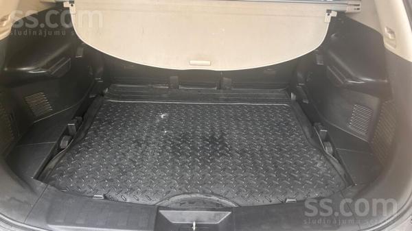 Pelēks Nissan X-Trail 2015 Rīga, ar dzinēja tilpumu 1.60 L un nobraukumu 192 tūkst. km par 7950 €, foto 4 vietnē AUTOMOTO.COM.LV