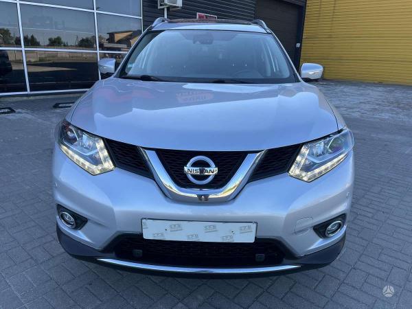 Grey Nissan X-Trail 2015 in Taurage, with an engine capacity of 1.60 L and mileage of 296 thousand km for 8500 €, photo 8 on AUTOMOTO.COM.LV