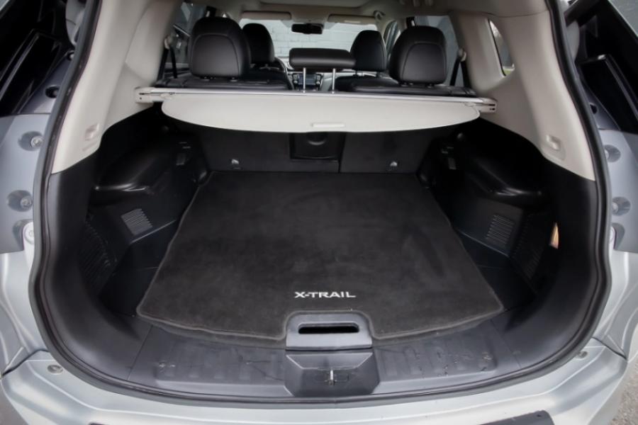 Pelēks Nissan X-Trail 2015 Rīga, ar dzinēja tilpumu 1.60 L un nobraukumu 232 tūkst. km par 11590 €, foto 19 vietnē AUTOMOTO.COM.LV