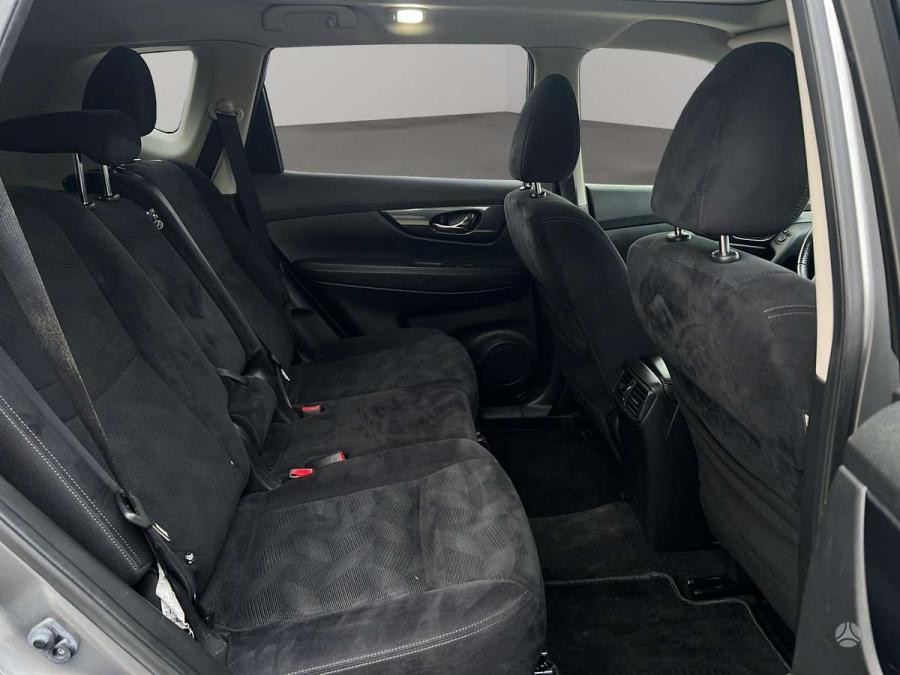 Pelēks Nissan X-Trail 2015 Kauņa, ar dzinēja tilpumu 1.60 L un nobraukumu 299 tūkst. km par 8999 €, foto 10 vietnē AUTOMOTO.COM.LV