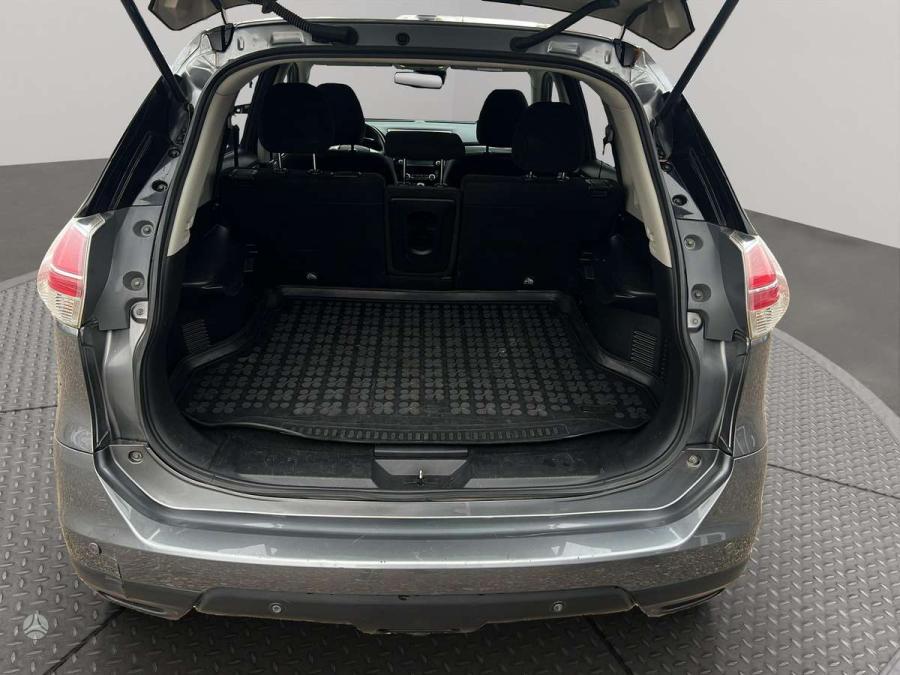 Pelēks Nissan X-Trail 2015 Kauņa, ar dzinēja tilpumu 1.60 L un nobraukumu 299 tūkst. km par 8999 €, foto 11 vietnē AUTOMOTO.COM.LV