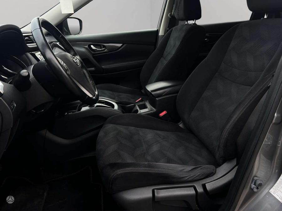 Pelēks Nissan X-Trail 2015 Kauņa, ar dzinēja tilpumu 1.60 L un nobraukumu 299 tūkst. km par 8999 €, foto 16 vietnē AUTOMOTO.COM.LV
