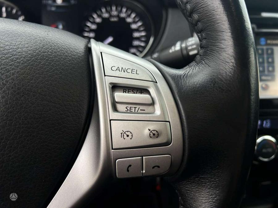 Pelēks Nissan X-Trail 2015 Kauņa, ar dzinēja tilpumu 1.60 L un nobraukumu 299 tūkst. km par 8999 €, foto 20 vietnē AUTOMOTO.COM.LV