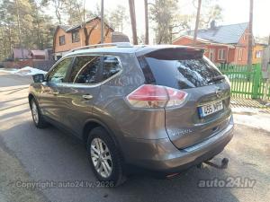 Pelēks Nissan X-Trail 2015 Narva, ar dzinēja tilpumu 1.60 L un nobraukumu 256 tūkst. km par 8499 €, foto 5 vietnē AUTOMOTO.COM.LV