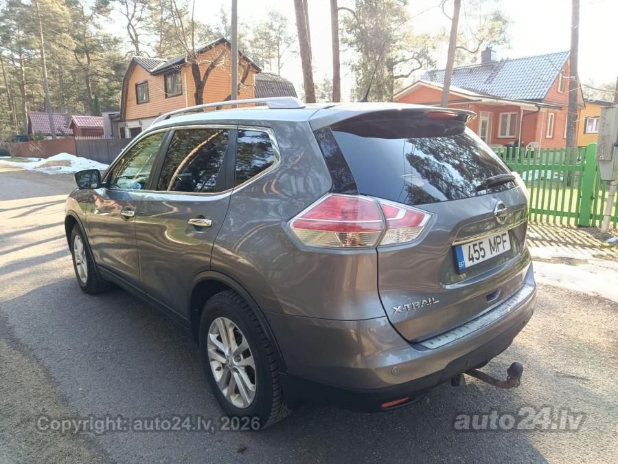 Pelēks Nissan X-Trail 2015 Narva, ar dzinēja tilpumu 1.60 L un nobraukumu 256 tūkst. km par 8499 €, foto 5 vietnē AUTOMOTO.COM.LV