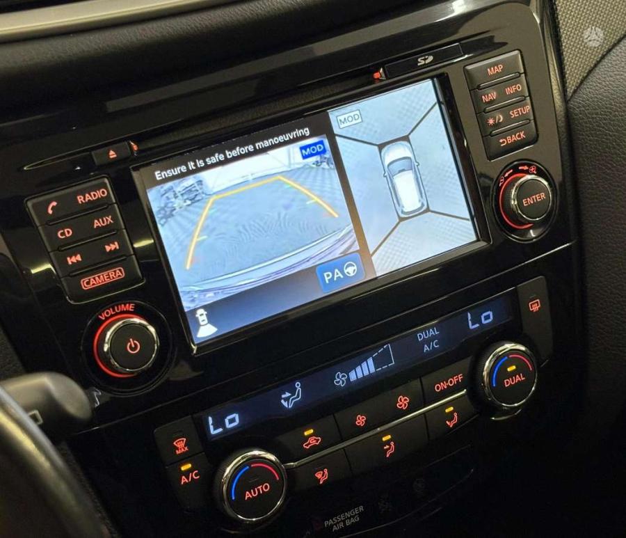 Pelēks Nissan X-Trail 2015 Marijampole, ar dzinēja tilpumu 1.60 L un nobraukumu 190 tūkst. km par 10750 €, foto 4 vietnē AUTOMOTO.COM.LV