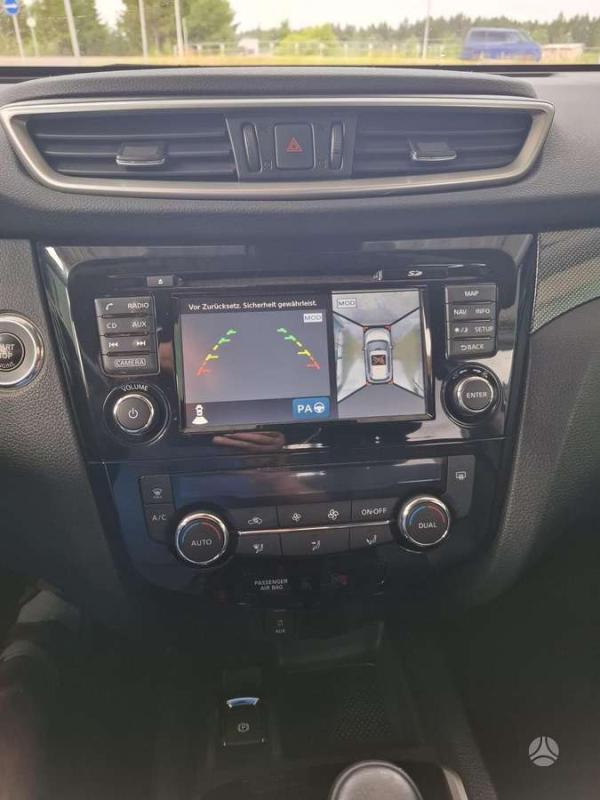Grey Nissan X-Trail 2015 in Utena, with an engine capacity of 1.60 L and mileage of 273 thousand km for 7200 €, photo 10 on AUTOMOTO.COM.LV
