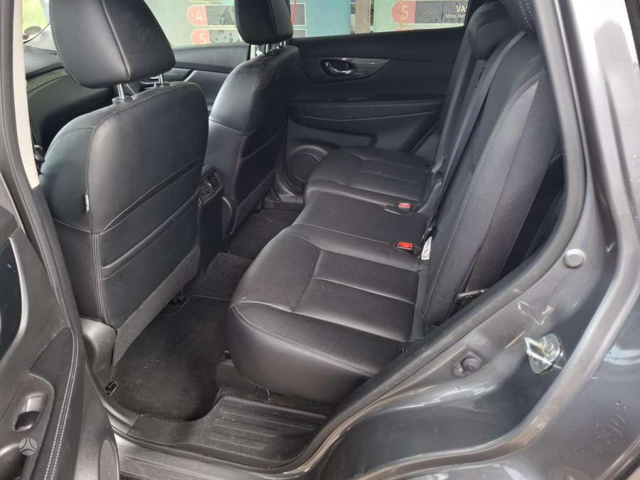 Pelēks Nissan X-Trail 2015 Utena, ar dzinēja tilpumu 1.60 L un nobraukumu 273 tūkst. km par 7200 €, foto 15 vietnē AUTOMOTO.COM.LV