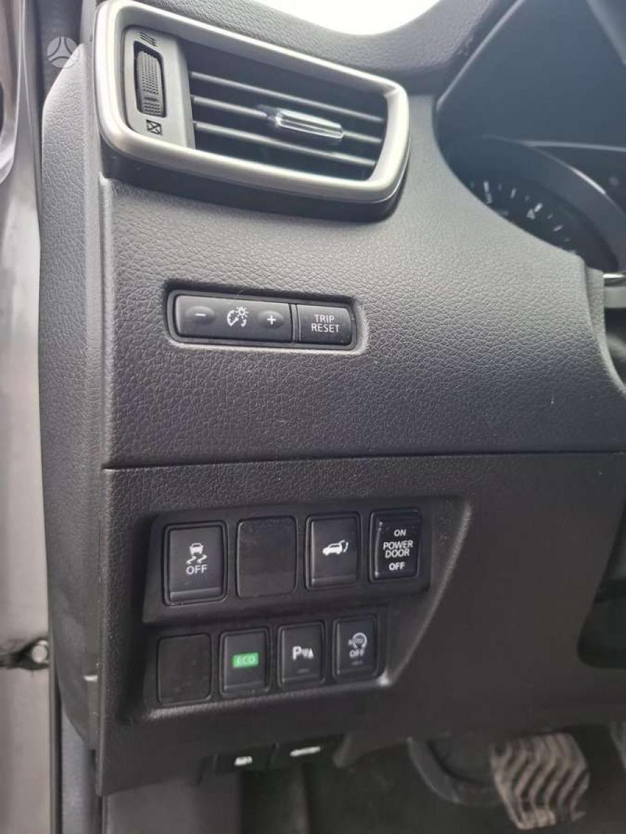 Pelēks Nissan X-Trail 2015 Utena, ar dzinēja tilpumu 1.60 L un nobraukumu 273 tūkst. km par 7200 €, foto 19 vietnē AUTOMOTO.COM.LV