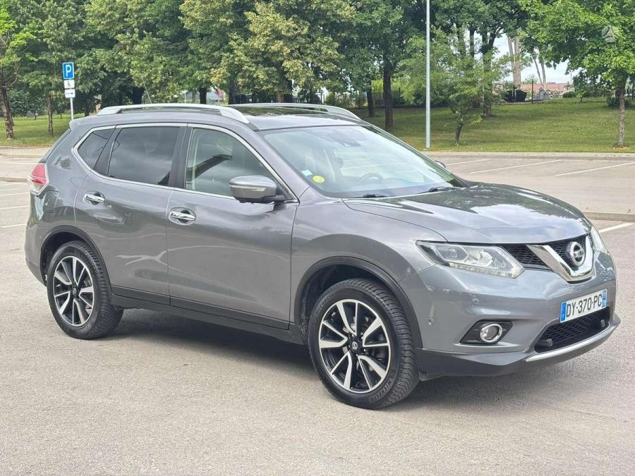 Pelēks Nissan X-Trail 2015 Tauragė, ar dzinēja tilpumu 1.60 L un nobraukumu 230 tūkst. km par 8400 €, foto 4 vietnē AUTOMOTO.COM.LV