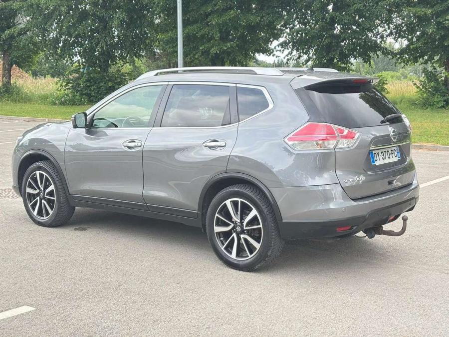 Pelēks Nissan X-Trail 2015 Tauragė, ar dzinēja tilpumu 1.60 L un nobraukumu 230 tūkst. km par 8400 €, foto 6 vietnē AUTOMOTO.COM.LV