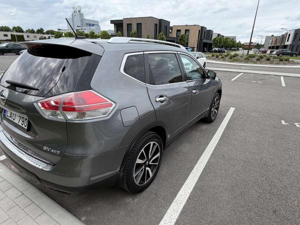 Grey Nissan X-Trail 2015 in Kaunas, with an engine capacity of 2.49 L and mileage of 127 thousand km for 9500 €, photo 5 on AUTOMOTO.COM.LV