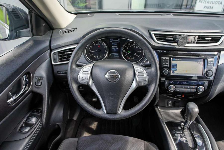 Grey Nissan X-Trail 2015 in Kaunas, with an engine capacity of 2.49 L and mileage of 128 thousand km for 9750 €, photo 15 on AUTOMOTO.COM.LV