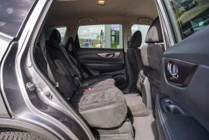 Grey Nissan X-Trail 2015 in Kaunas, with an engine capacity of 2.49 L and mileage of 128 thousand km for 9750 €, photo 32 on AUTOMOTO.COM.LV