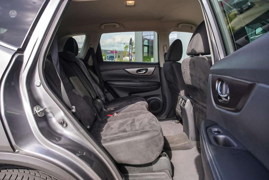Grey Nissan X-Trail 2015 in Kaunas, with an engine capacity of 2.49 L and mileage of 128 thousand km for 9750 €, photo 32 on AUTOMOTO.COM.LV