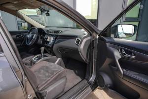 Grey Nissan X-Trail 2015 in Kaunas, with an engine capacity of 2.49 L and mileage of 128 thousand km for 9750 €, photo 33 on AUTOMOTO.COM.LV