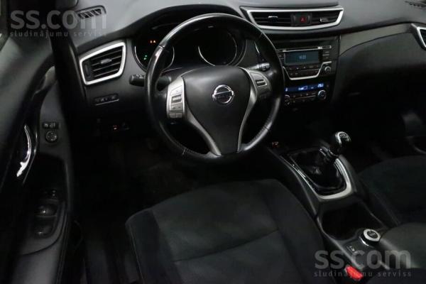 Pelēks Nissan X-Trail 2016 Rīga, ar dzinēja tilpumu 1.60 L un nobraukumu 293 tūkst. km par 7490 €, foto 5 vietnē AUTOMOTO.COM.LV