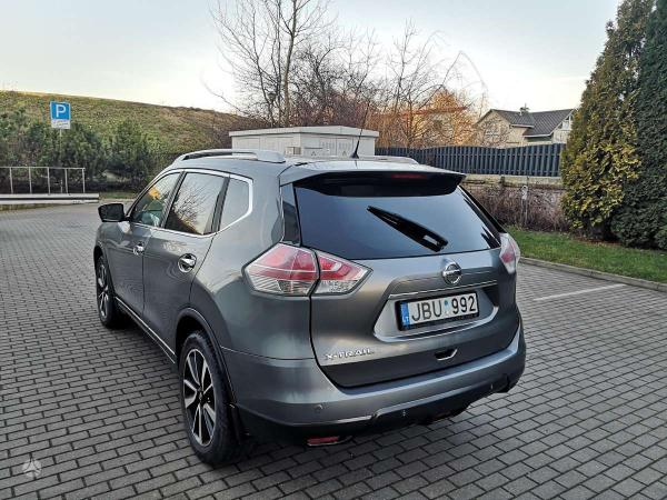 Grey Nissan X-Trail 2016 in Klaipeda, with an engine capacity of 1.60 L and mileage of 495 thousand km for 5500 €, photo 10 on AUTOMOTO.COM.LV