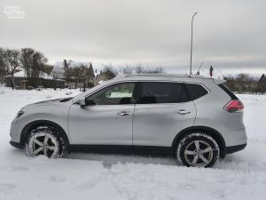 Grey Nissan X-Trail 2016 in Jurbarkas, with an engine capacity of 1.60 L and mileage of 222 thousand km for 7700 €, photo 5 on AUTOMOTO.COM.LV