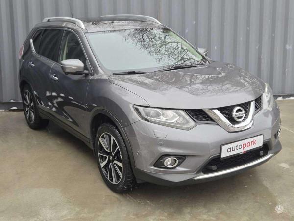 Grey Nissan X-Trail 2016 in Vilnius, with an engine capacity of 1.60 L and mileage of 162 thousand km for 10999 €, photo 2 on AUTOMOTO.COM.LV