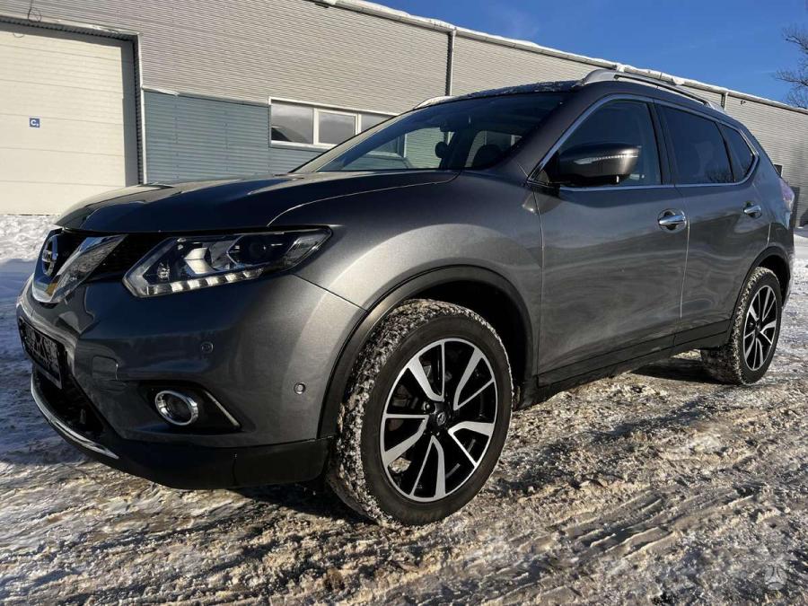 Pelēks Nissan X-Trail 2016 Šauļi, ar dzinēja tilpumu 1.60 L un nobraukumu 164 tūkst. km par 10550 €, foto 1 vietnē AUTOMOTO.COM.LV