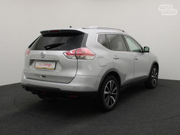 Pelēks Nissan X-Trail 2016 Viļņa, ar dzinēja tilpumu 1.60 L un nobraukumu 135 tūkst. km par 12399 €, foto 8 vietnē AUTOMOTO.COM.LV