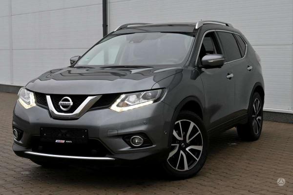 Grey Nissan X-Trail 2016 in Kretinga, with an engine capacity of 1.60 L and mileage of 202 thousand km for 11350 €, photo 3 on AUTOMOTO.COM.LV