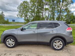 Grey Nissan X-Trail 2016 in Rakvere, with an engine capacity of 1.60 L and mileage of 178 thousand km for 9600 €, photo 5 on AUTOMOTO.COM.LV