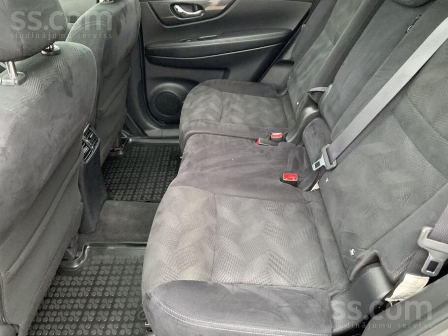 Pelēks Nissan X-Trail 2016 Rīga, ar dzinēja tilpumu 1.60 L un nobraukumu 179 tūkst. km par 8500 €, foto 20 vietnē AUTOMOTO.COM.LV