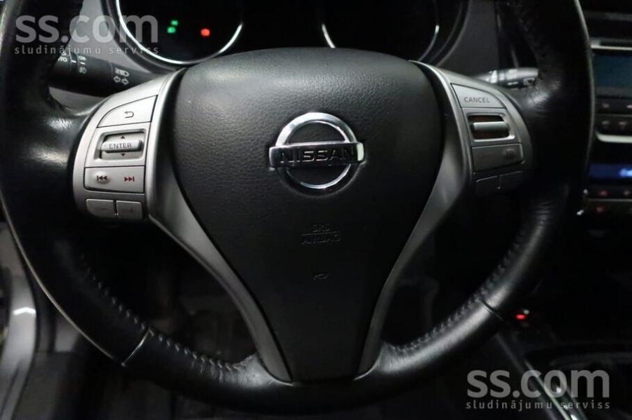 Pelēks Nissan X-Trail 2016 Rīga, ar dzinēja tilpumu 1.60 L un nobraukumu 293 tūkst. km par 7490 €, foto 7 vietnē AUTOMOTO.COM.LV