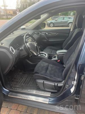 Pelēks Nissan X-Trail 2016 Rīga, ar dzinēja tilpumu 1.60 L un nobraukumu 175 tūkst. km par 9800 €, foto 6 vietnē AUTOMOTO.COM.LV