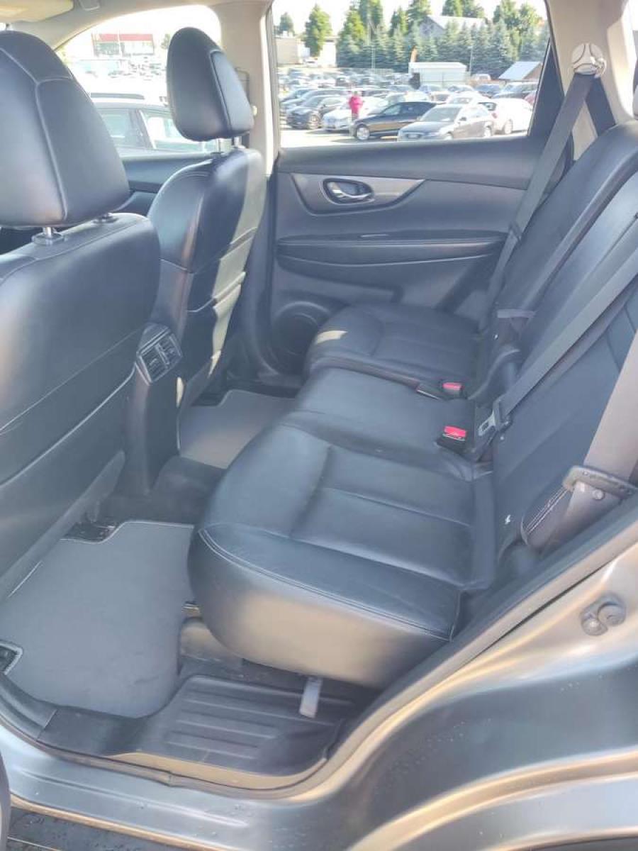 Pelēks Nissan X-Trail 2016 Utena, ar dzinēja tilpumu 1.60 L un nobraukumu 127 tūkst. km par 8750 €, foto 10 vietnē AUTOMOTO.COM.LV