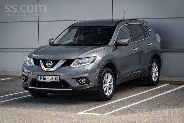 Grey Nissan X-Trail 2016 in Riga, with an engine capacity of 1.60 L and mileage of 156 thousand km for 9995 €, photo 1 on AUTOMOTO.COM.LV