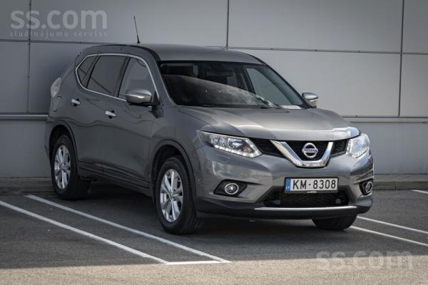 Grey Nissan X-Trail 2016 in Riga, with an engine capacity of 1.60 L and mileage of 156 thousand km for 9995 €, photo 3 on AUTOMOTO.COM.LV