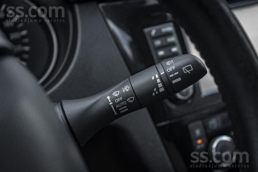 Pelēks Nissan X-Trail 2016 Rīga, ar dzinēja tilpumu 1.60 L un nobraukumu 156 tūkst. km par 9995 €, foto 23 vietnē AUTOMOTO.COM.LV