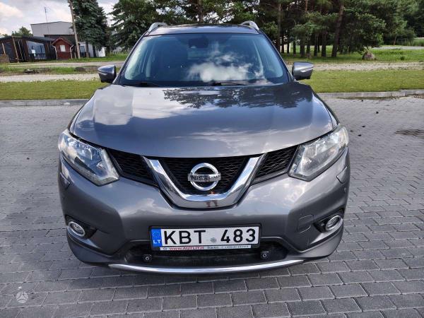 Grey Nissan X-Trail 2016 in Siauliai, with an engine capacity of 1.60 L and mileage of 363 thousand km for 7450 €, photo 2 on AUTOMOTO.COM.LV