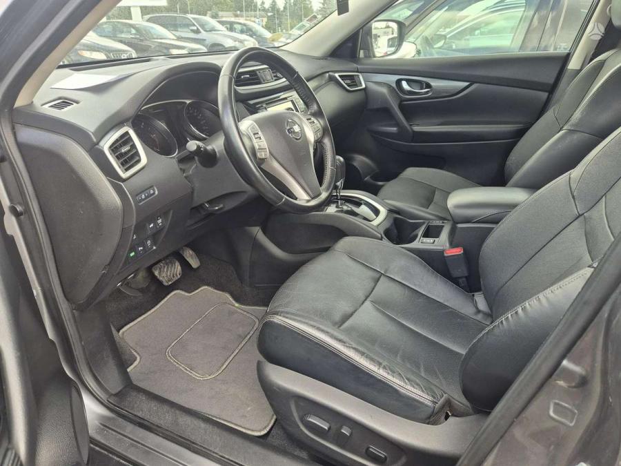 Grey Nissan X-Trail 2016 in Utena, with an engine capacity of 1.60 L and mileage of 127 thousand km for 8500 €, photo 13 on AUTOMOTO.COM.LV