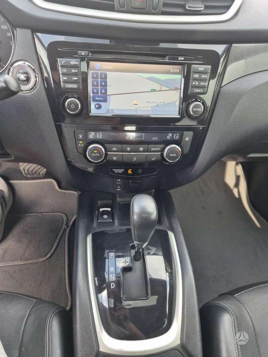 Grey Nissan X-Trail 2016 in Utena, with an engine capacity of 1.60 L and mileage of 127 thousand km for 8500 €, photo 20 on AUTOMOTO.COM.LV