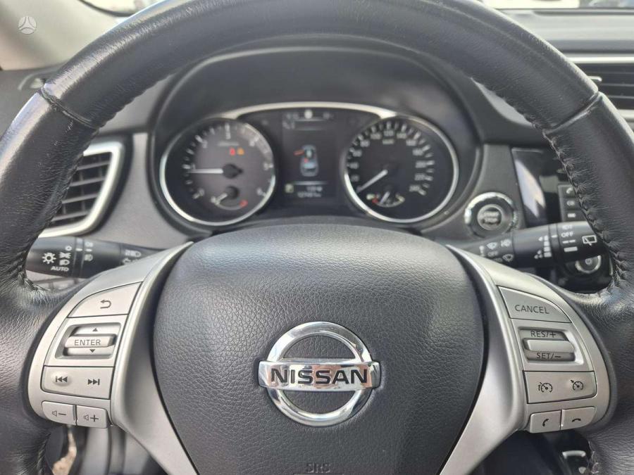 Grey Nissan X-Trail 2016 in Utena, with an engine capacity of 1.60 L and mileage of 127 thousand km for 8500 €, photo 23 on AUTOMOTO.COM.LV
