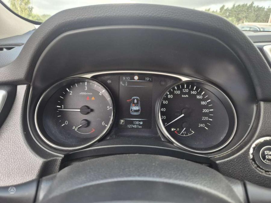 Grey Nissan X-Trail 2016 in Utena, with an engine capacity of 1.60 L and mileage of 127 thousand km for 8500 €, photo 24 on AUTOMOTO.COM.LV