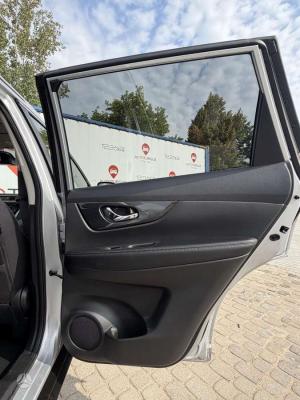 Pelēks Nissan X-Trail 2016 Tauragė, ar dzinēja tilpumu 1.60 L un nobraukumu 198 tūkst. km par 8700 €, foto 36 vietnē AUTOMOTO.COM.LV