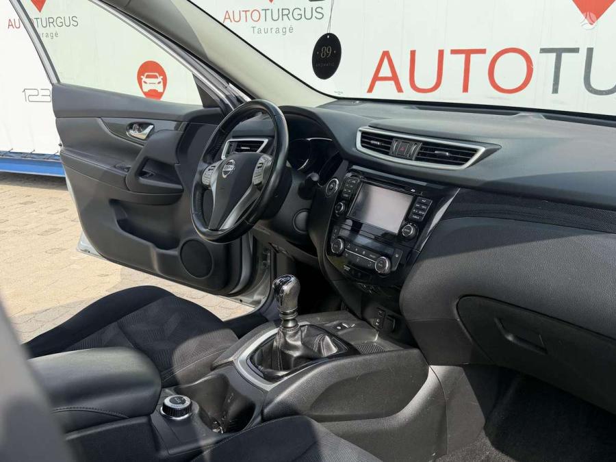 Pelēks Nissan X-Trail 2016 Tauragė, ar dzinēja tilpumu 1.60 L un nobraukumu 198 tūkst. km par 8700 €, foto 41 vietnē AUTOMOTO.COM.LV
