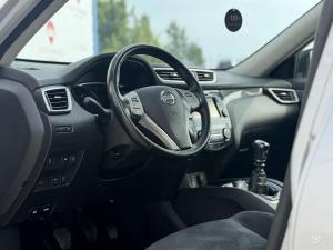 Pelēks Nissan X-Trail 2016 Tauragė, ar dzinēja tilpumu 1.60 L un nobraukumu 198 tūkst. km par 8700 €, foto 47 vietnē AUTOMOTO.COM.LV