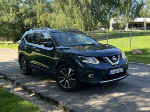 Pelēks Nissan X-Trail 2016 Viļņa, ar dzinēja tilpumu 1.60 L un nobraukumu 220 tūkst. km par 7500 €, foto  vietnē AUTOMOTO.COM.LV