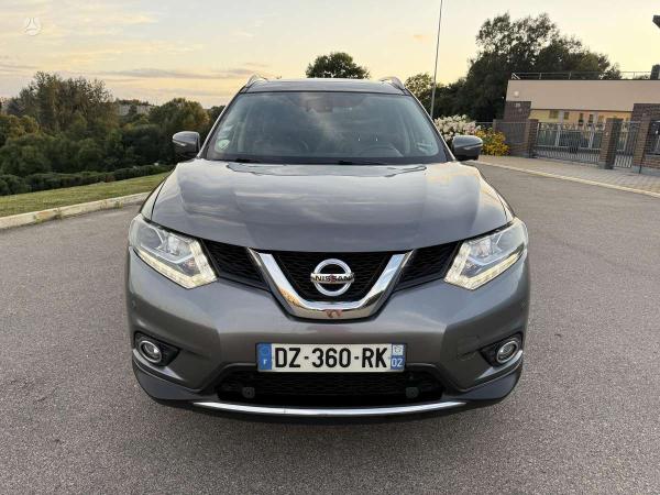 Grey Nissan X-Trail 2016 in Taurage, with an engine capacity of 1.60 L and mileage of 231 thousand km for 8700 €, photo 3 on AUTOMOTO.COM.LV
