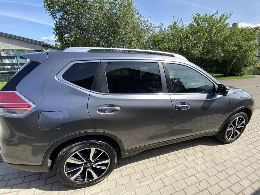 Pelēks Nissan X-Trail 2016 Marijampole, ar dzinēja tilpumu 1.60 L un nobraukumu 368 tūkst. km par 7777 €, foto 5 vietnē AUTOMOTO.COM.LV