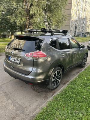 Pelēks Nissan X-Trail 2016 Rīga, ar dzinēja tilpumu 1.60 L un nobraukumu 163 tūkst. km par 9800 €, foto 6 vietnē AUTOMOTO.COM.LV