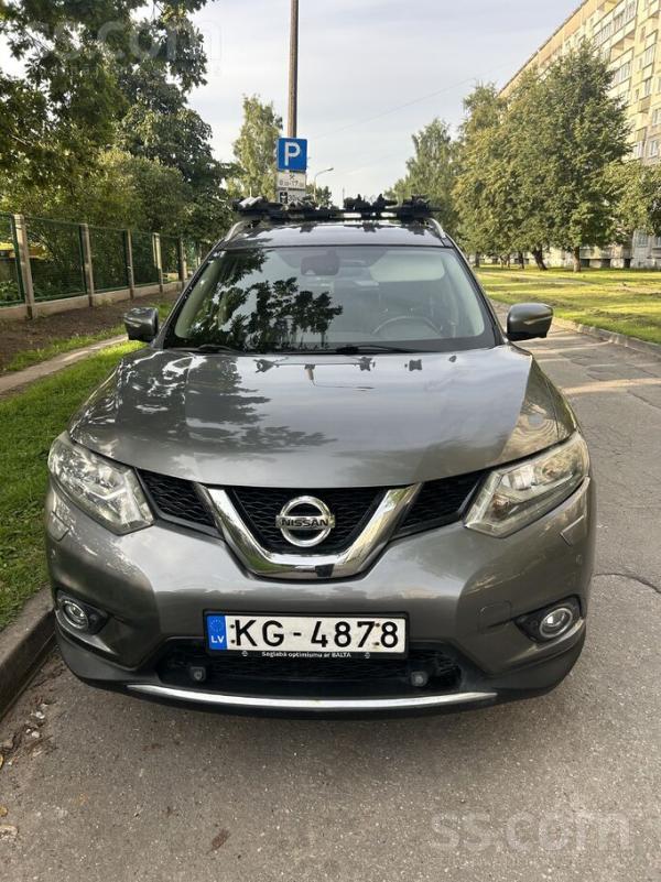 Pelēks Nissan X-Trail 2016 Rīga, ar dzinēja tilpumu 1.60 L un nobraukumu 163 tūkst. km par 9800 €, foto 3 vietnē AUTOMOTO.COM.LV