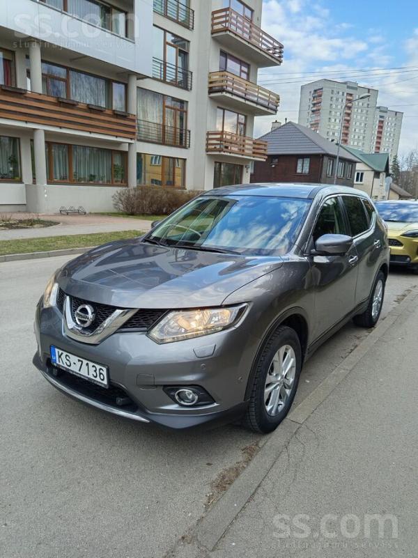 Pelēks Nissan X-Trail 2017 Rīga, ar dzinēja tilpumu 1.60 L un nobraukumu 150 tūkst. km par 11300 €, foto 1 vietnē AUTOMOTO.COM.LV