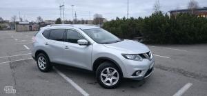 Grey Nissan X-Trail 2017 in Vilnius, with an engine capacity of 1.60 L and mileage of 179 thousand km for 10499 €, photo 4 on AUTOMOTO.COM.LV